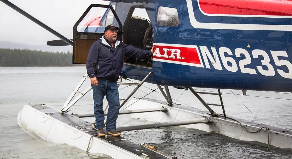 Ward Air | Gustavus Visitor Association